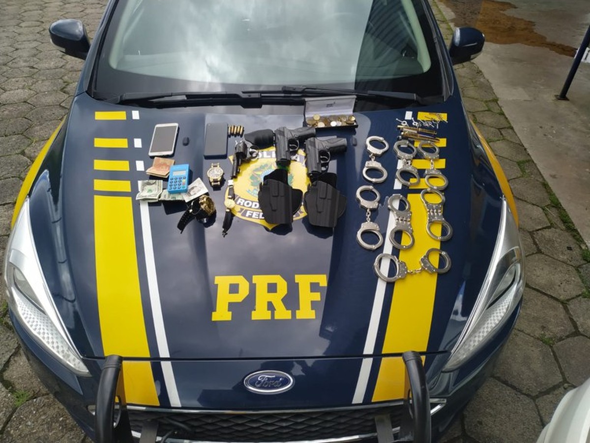 Três Homens São Presos Após Fingirem Ser Policiais Para Invadir