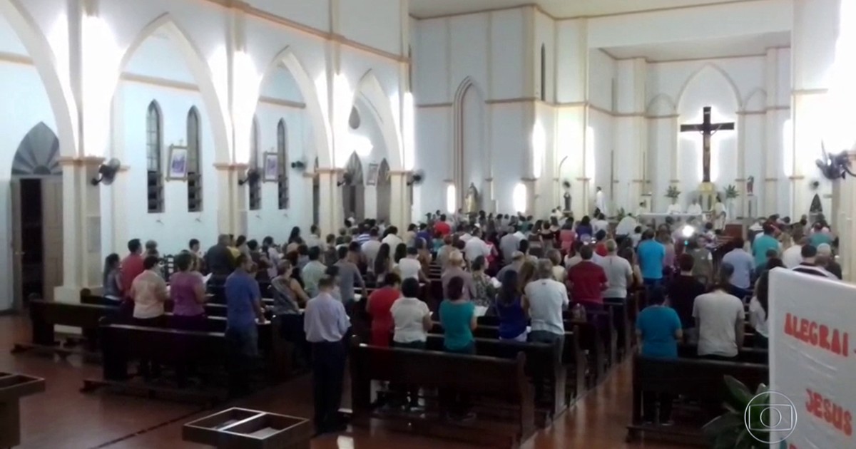 Jornal Nacional - Três Passos (RS) tem homenagem ao menino Bernardo