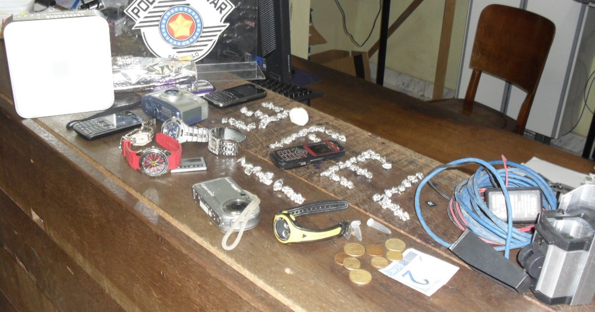 G1 Dupla Suspeita De Tráfico De Drogas é Detida Em Tietê Sp