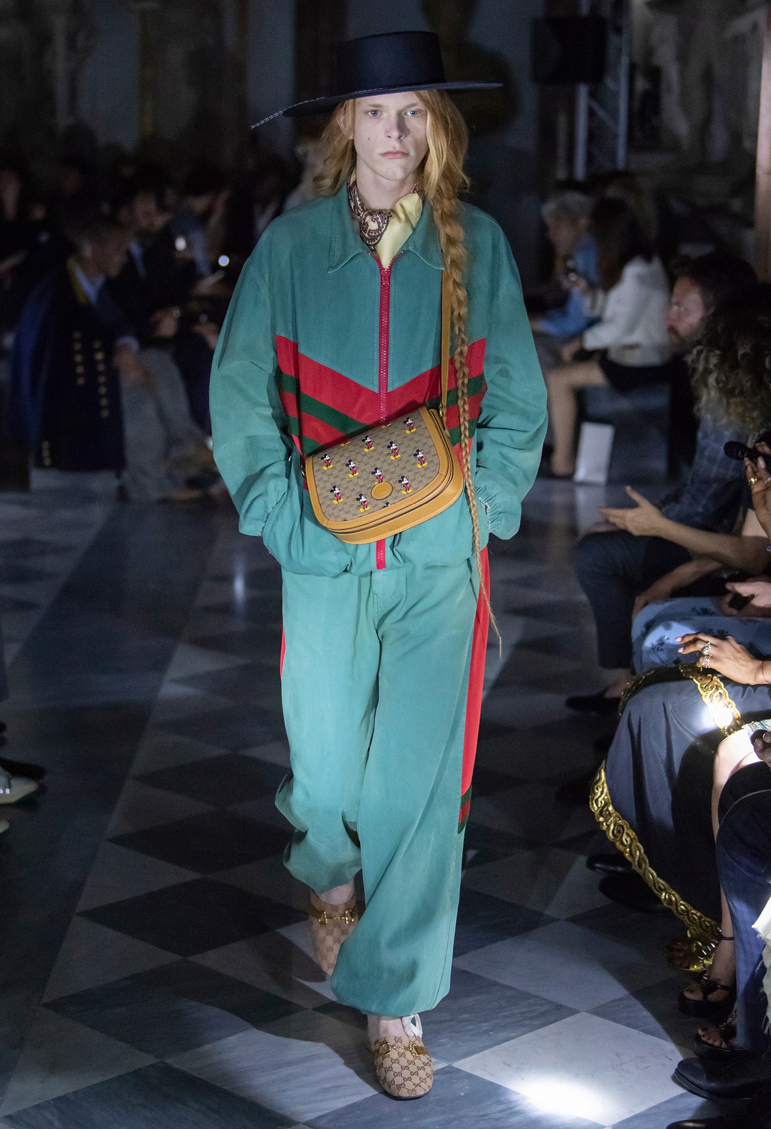 Gucci | Resort 2020 | Desfiles | Vogue