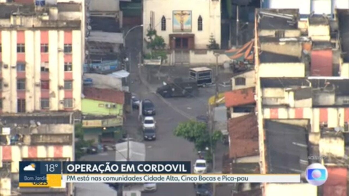 PM faz operação em comunidades da região conhecida como Complexo de ...