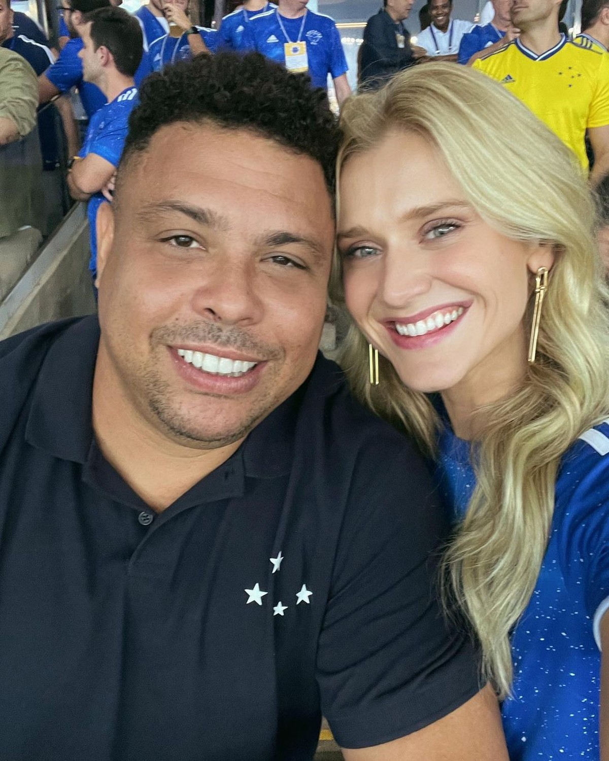Ronaldo Nazário completa 46 anos e ganha homenagem da namorada Celina ...
