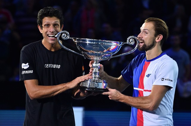 Melo comemora permanência no topo do ranking após vitória em Londres ...