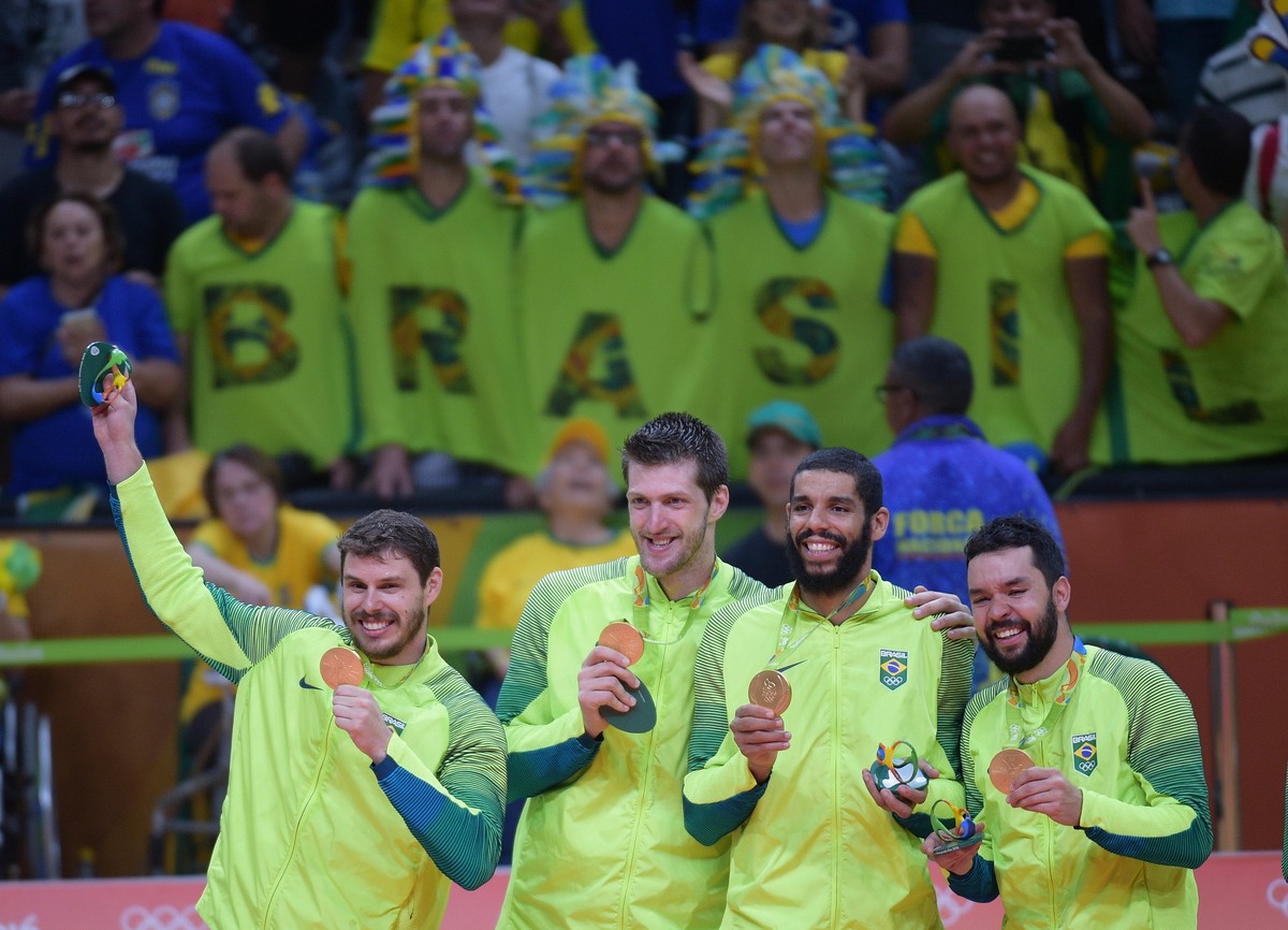 FIVB anuncia as sedes do Pré-Olímpico: seleção feminina joga no Brasil ...