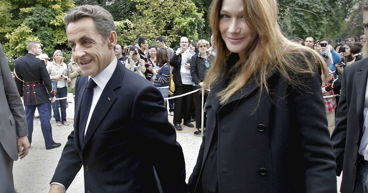 G1 - Nicolas Sarkozy se declara fã da ex-mulher Carla Bruni - notícias ...