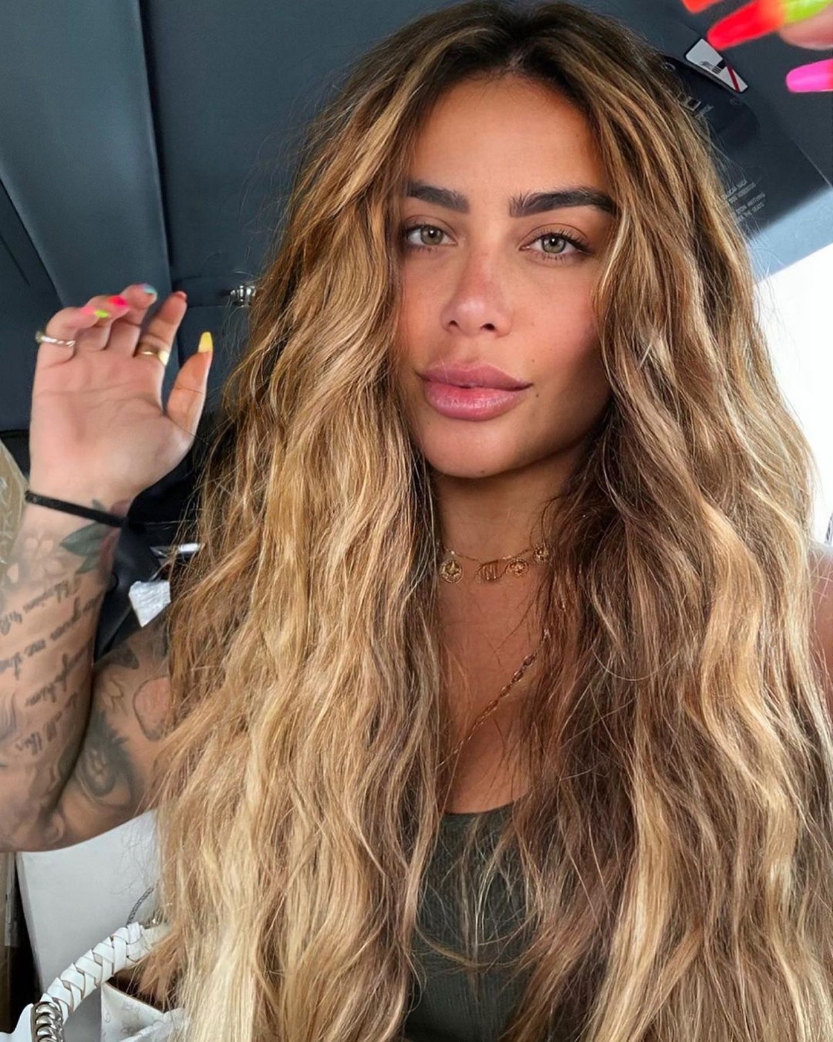 Rafaella Santos exibe clique natural sem filtro e sem make ...