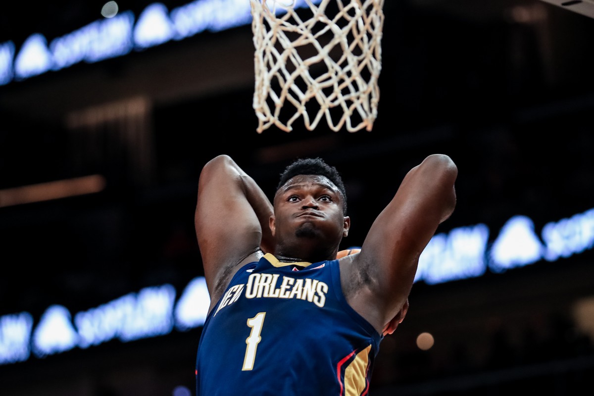 Zion Williamson 2.0! Maior promessa da NBA desde LeBron faz 20 anos ...