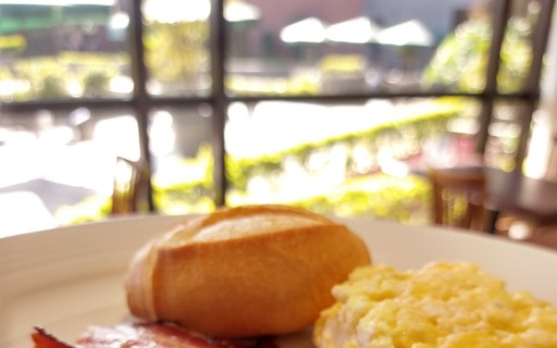 Cream tea: conheça o tradicional ritual britânico que combina chá e o ...