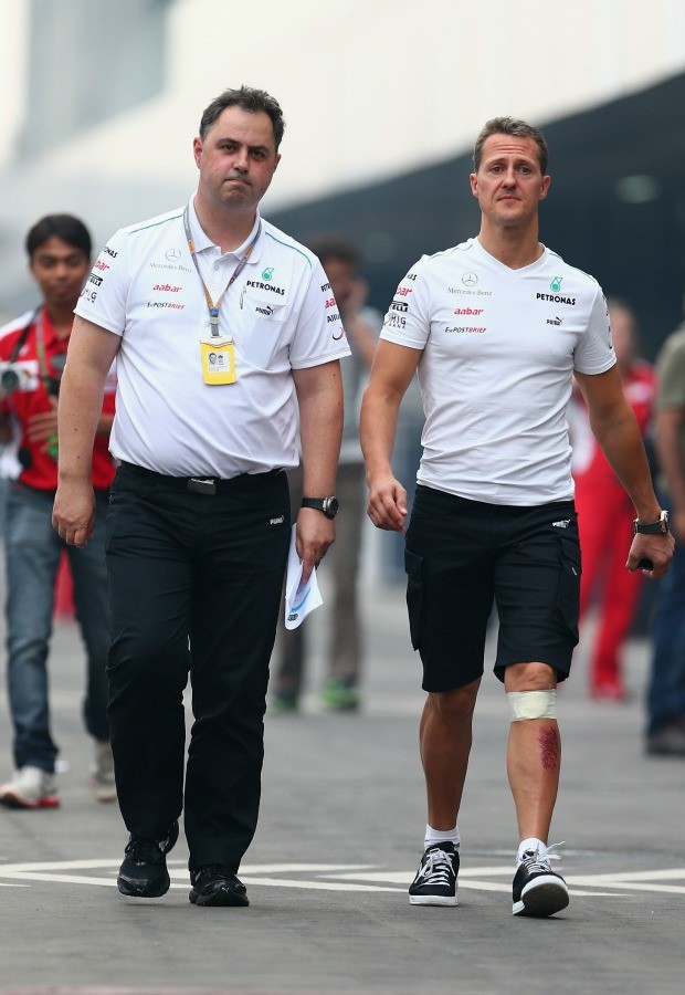 Schumi sobre machucado na perna: 'Quem joga bola já passou por isso ...