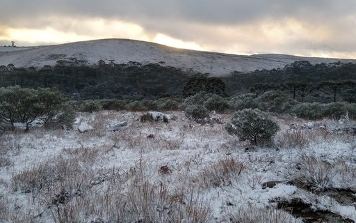 Primeiras horas da primavera têm registro de neve em Santa Catarina ...