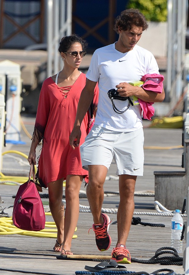 Só love! Rafael Nadal e a namorada fazem passeio romântico - Quem ...