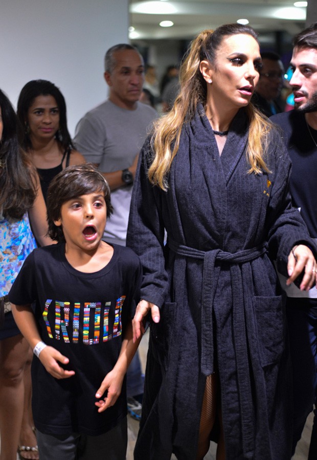 Filho de Ivete Sangalo rouba a cena nos bastidores do Festival de Verão ...