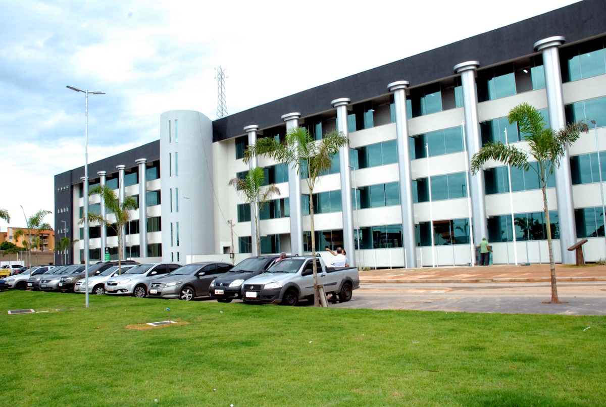 Prefeitura de Divinópolis anuncia pacote de medidas econômicas e ...