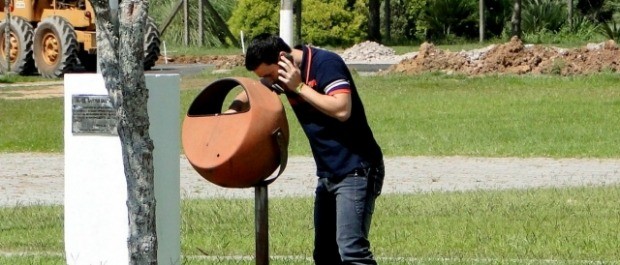 G1 - Fãs fazem buscas até em lixeiras por ingressos do Planeta ...