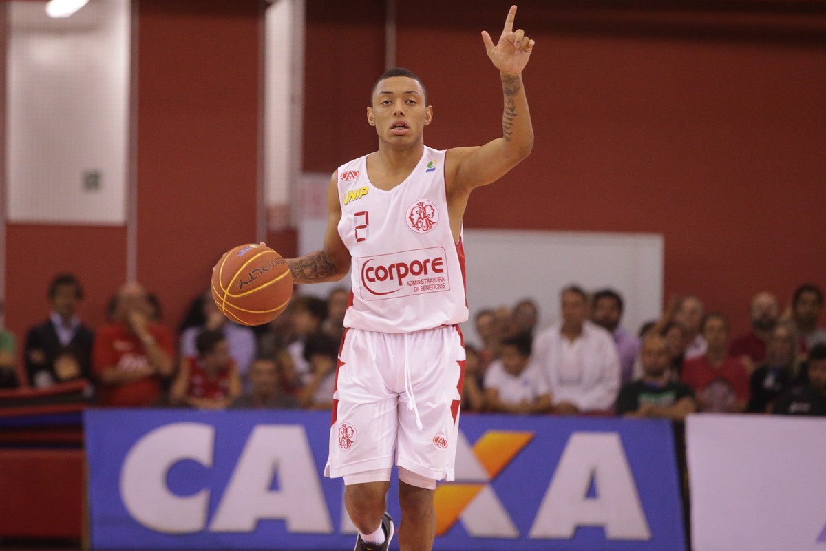 Yago, Jaú e Maikão retiram nomes da lista do Draft da NBA, que não terá ...