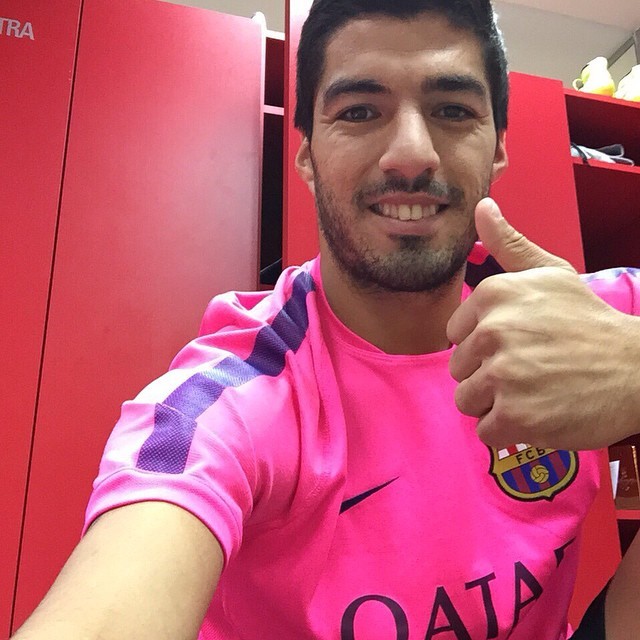 Luis Suárez comemora virada do Uruguai e se diz pronto no Barça ...