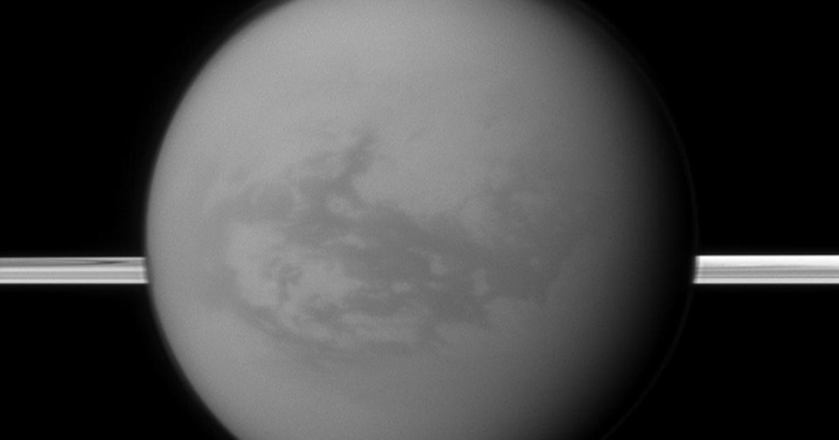 G1 - Sonda Cassini registra formação de lagoas na Lua de Saturno ...