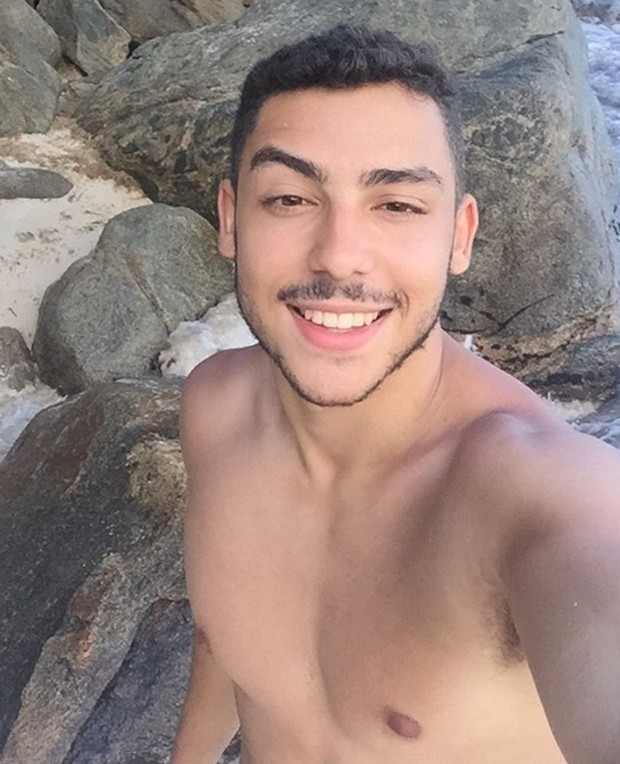 Ellen Cardoso, mulher de Naldo Benny, celebra os 19 anos do primeiro ... Ellen Cardoso, mulher de Naldo Benny, celebra os 19 anos do primeiro ...