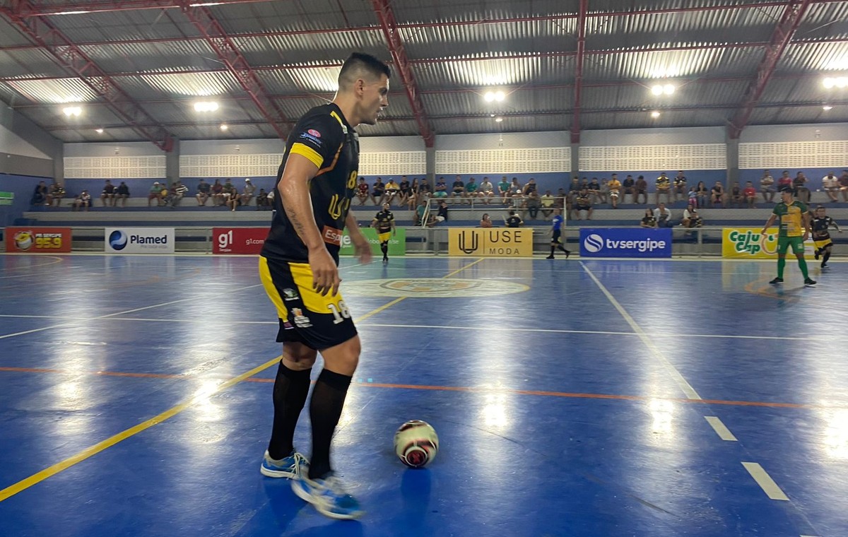 Simão Dias vence novamente, mantém invencibilidade e garante vaga na ...