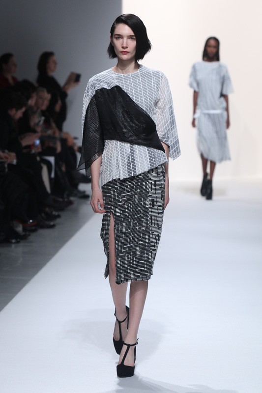 Chalayan | Paris | Inverno 2015 | Desfiles | vogue