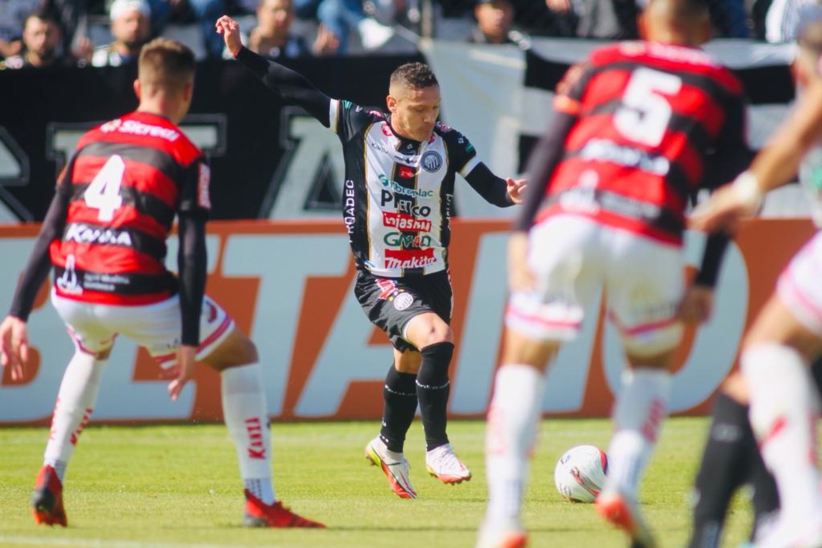 Reina vê evolução do Operário-PR nos últimos jogos e mira reta final de ...