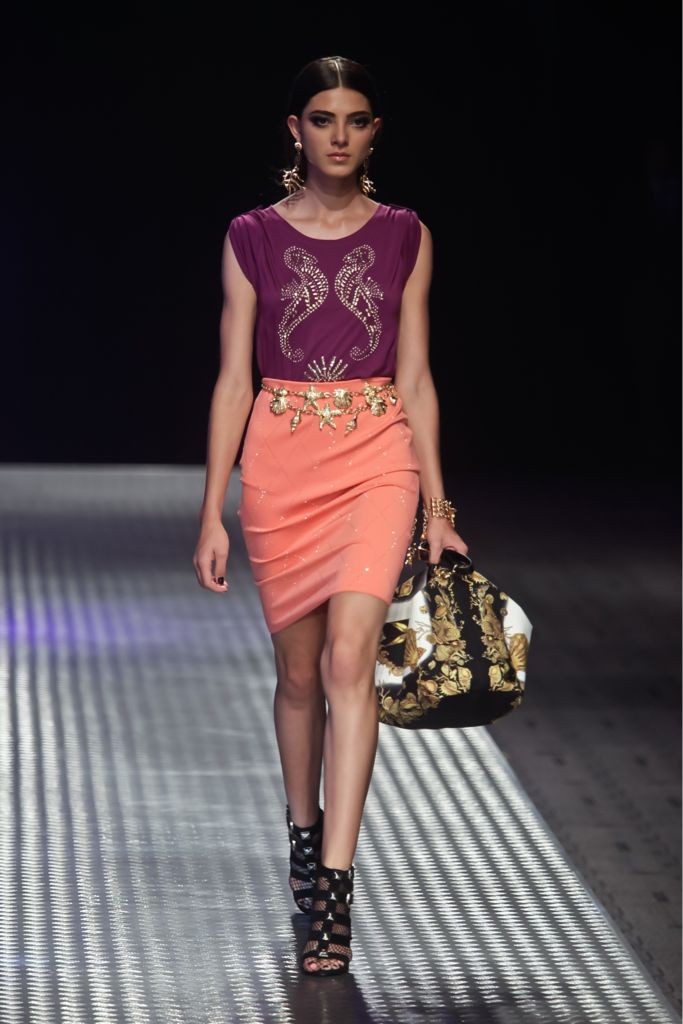 Versace para Riachuelo | Desfiles | Vogue