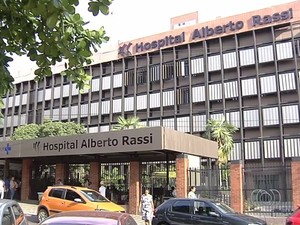 G1 - Jovem que teve nádegas dilaceradas tem alta de hospital, em ...