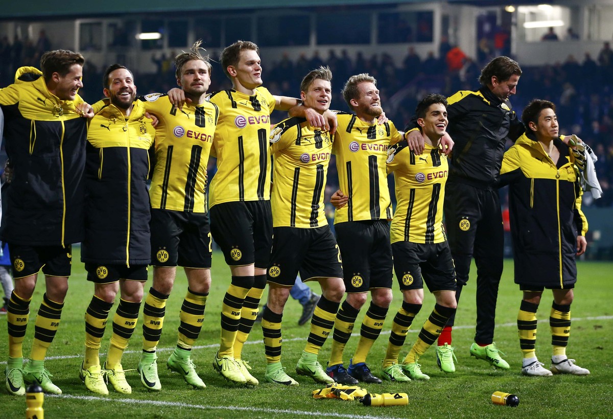 Dortmund derrota time da Terceira e vai enfrentar o Bayern na semifinal ...