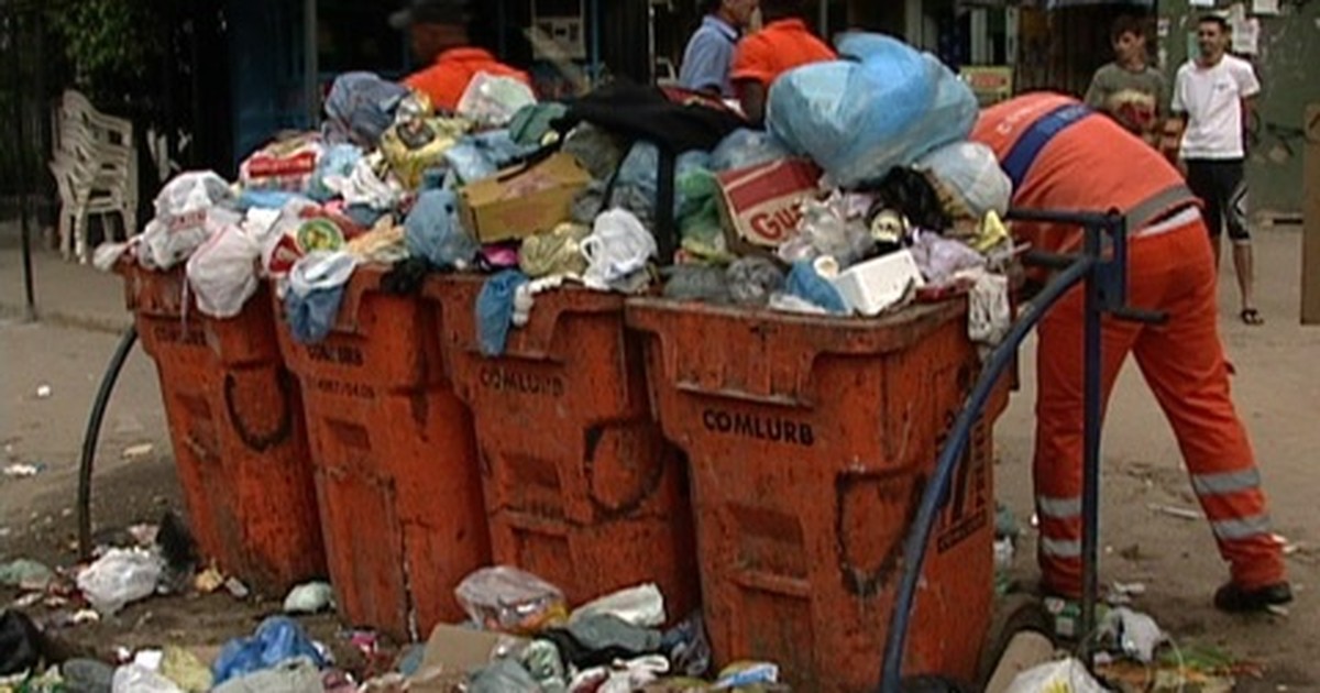 G1 - Imagens mostram lixo acumulado em favela no subúrbio do Rio ...