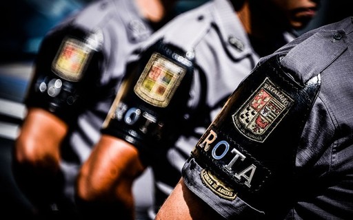 Comando decide pôr Rota nas ruas de São Paulo - Época Negócios | Brasil