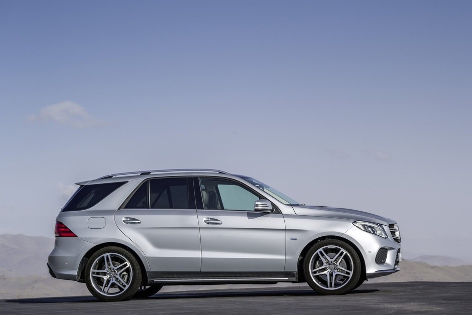 Aceleramos o novo Mercedes GLE 350d 4MATIC | Testes | autoesporte