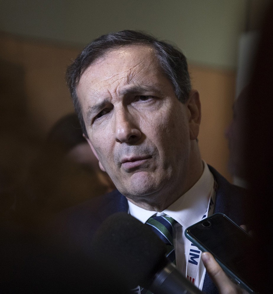 FT: CEO da Telecom Italia põe cargo à disposição; Labriola, da TIM, é ...