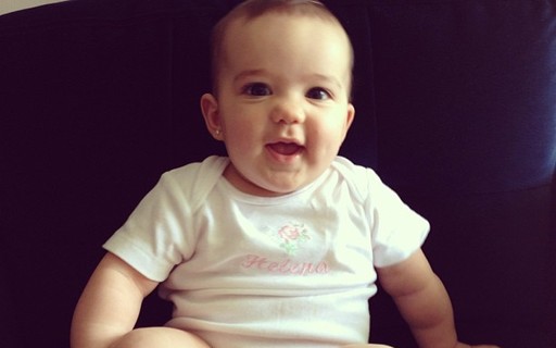 Vera Viel posta foto da filha caçula de Rodrigo Faro - Quem | QUEM News