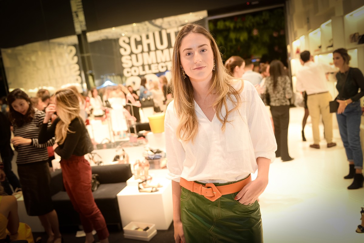 Schutz lança coleção de verão 2018 com coquetel para convidados ...