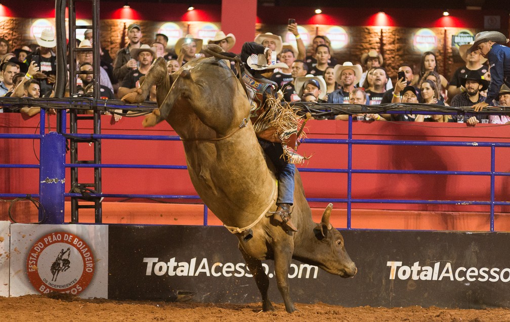 Barretos 2018: Peões abrem Rodeio Internacional; FOTOS | Festa do Peão ...