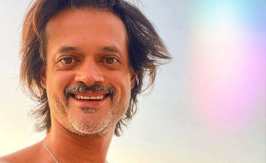 Álamo Facó desenvolve série com roteirista de ‘Arcanjo renegado’