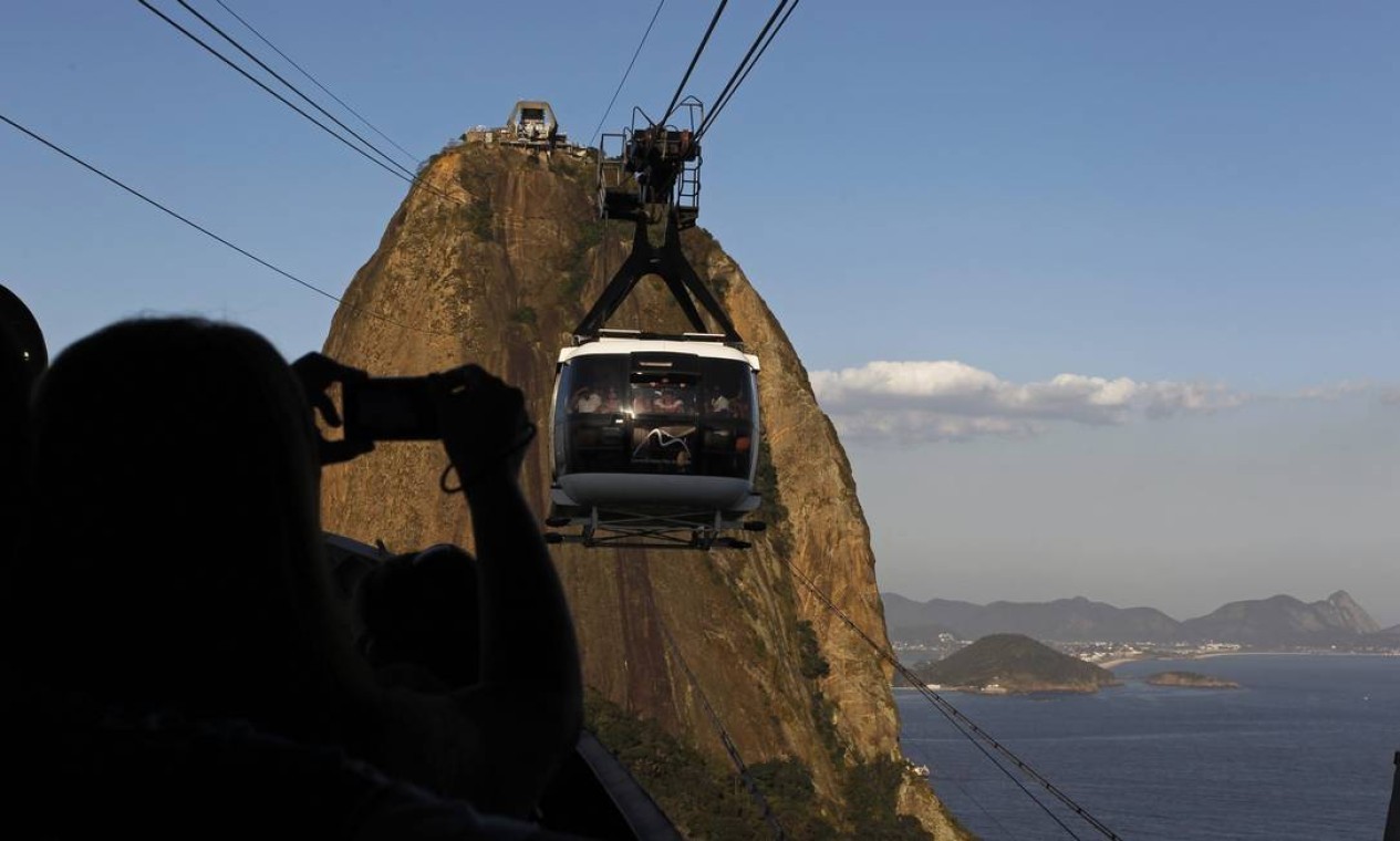 Bondinho faz 110 anos e ganha de presente música de Menescal, mais ...