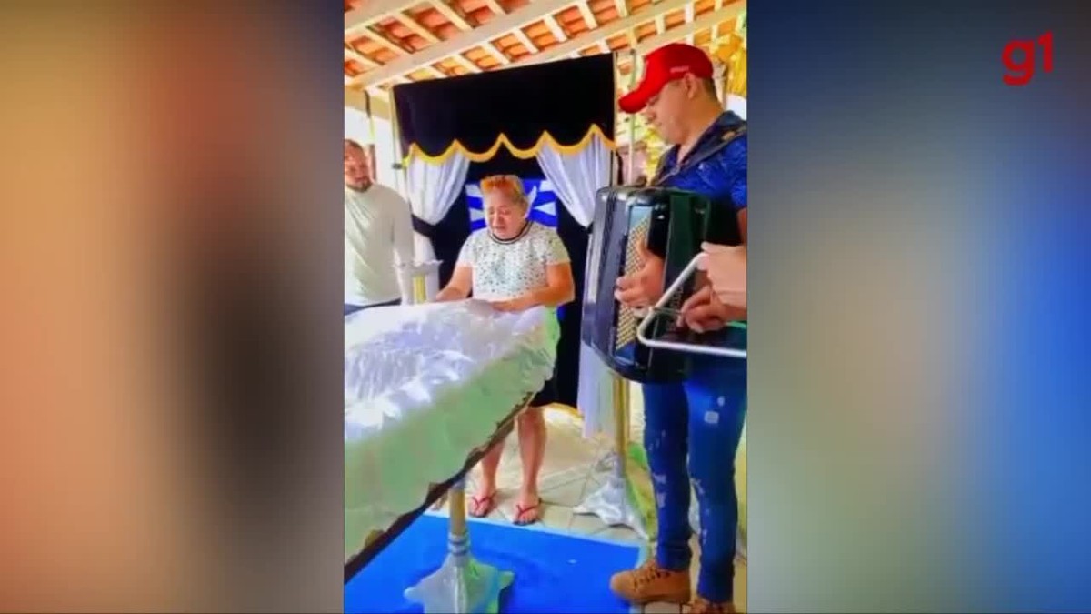 Família atende pedido de idoso e velório no Pará vira show de forró ...