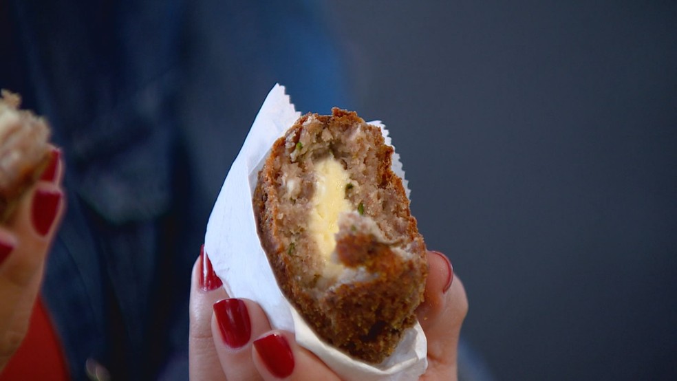 Bolinho de carne recheado é dica de “comida de boteco” para fazer em ...