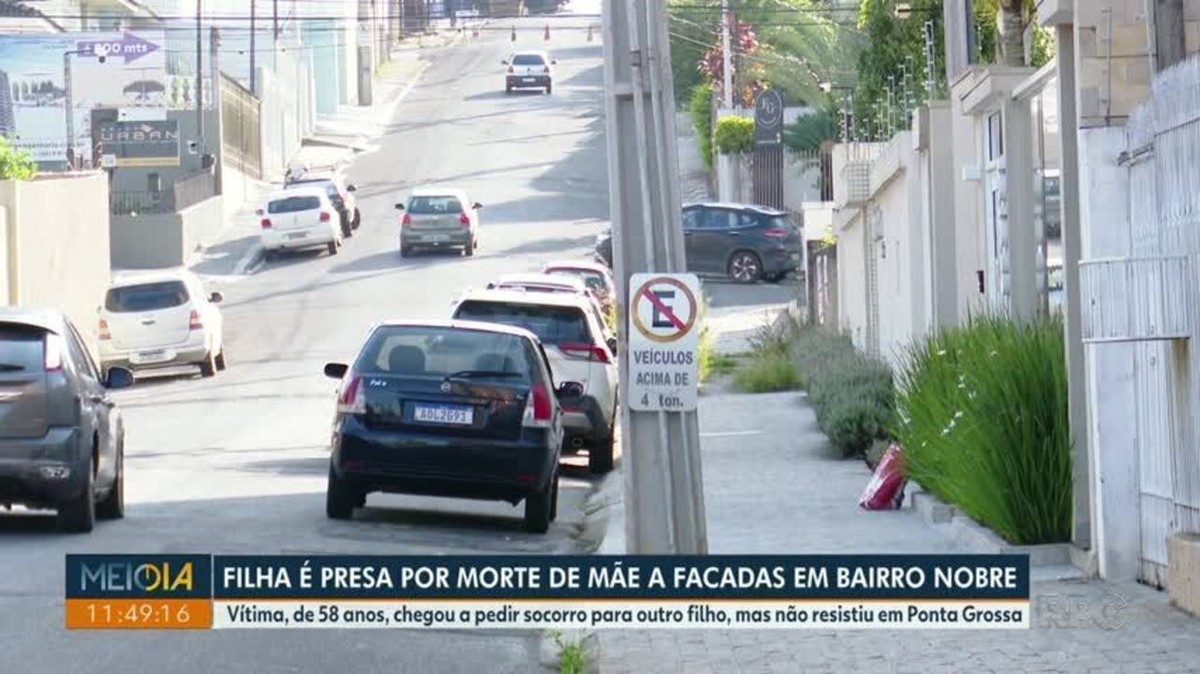 Filha é Suspeita De Matar Mãe A Facadas Em Ponta Grossa Jovem Foi