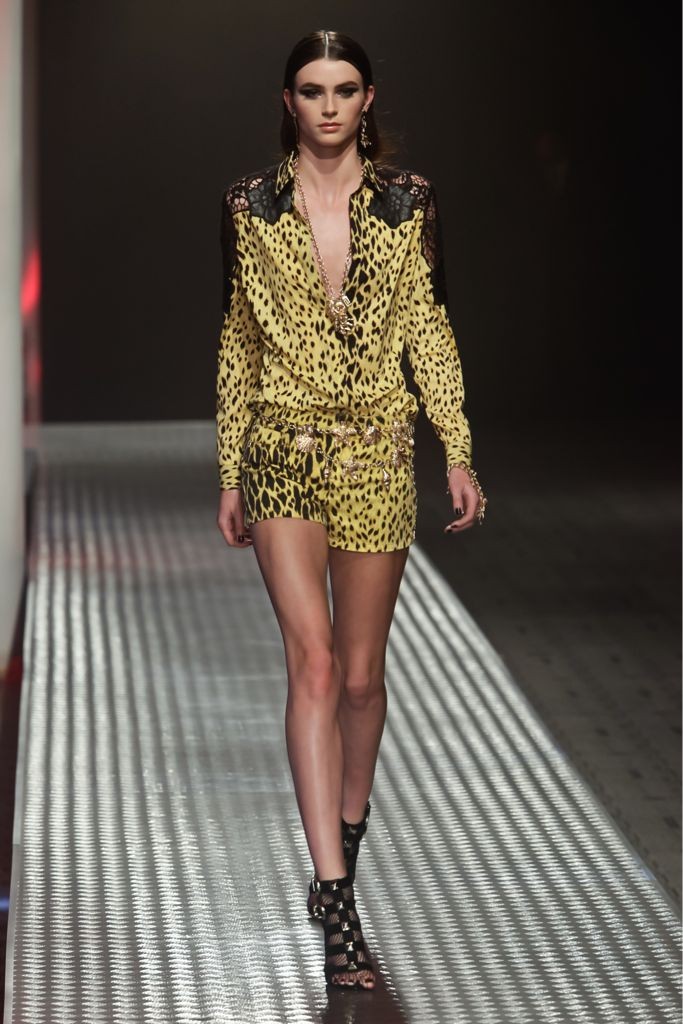 Versace para Riachuelo | Desfiles | Vogue