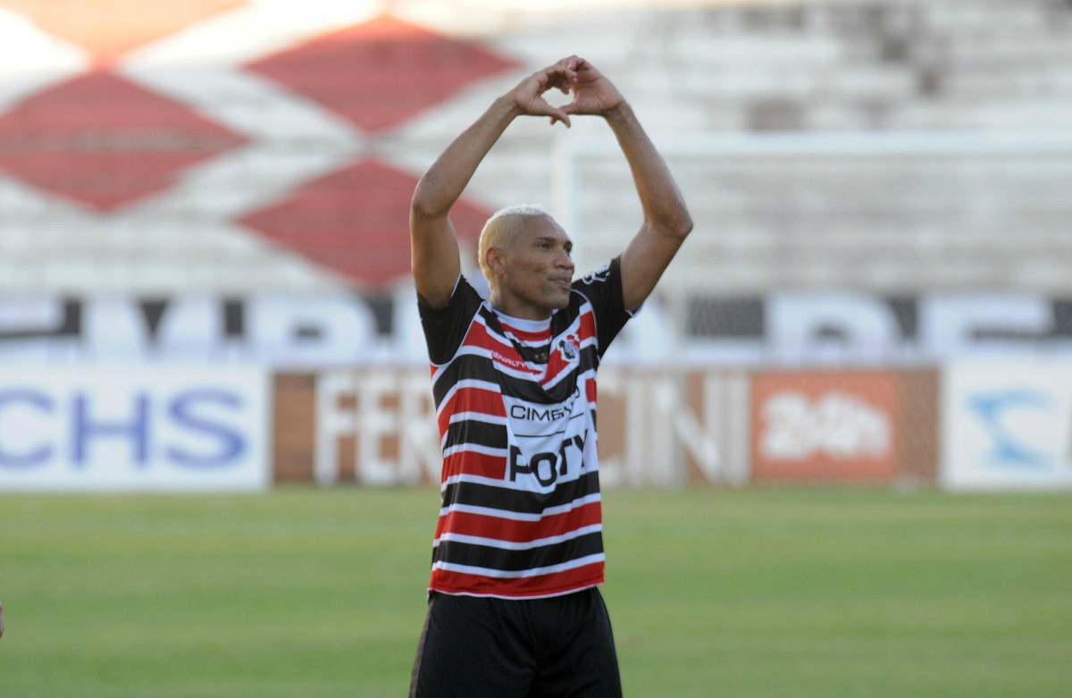 Interminável! Flávio Caça-Rato vai jogar a Série D pelo Náutico de ...