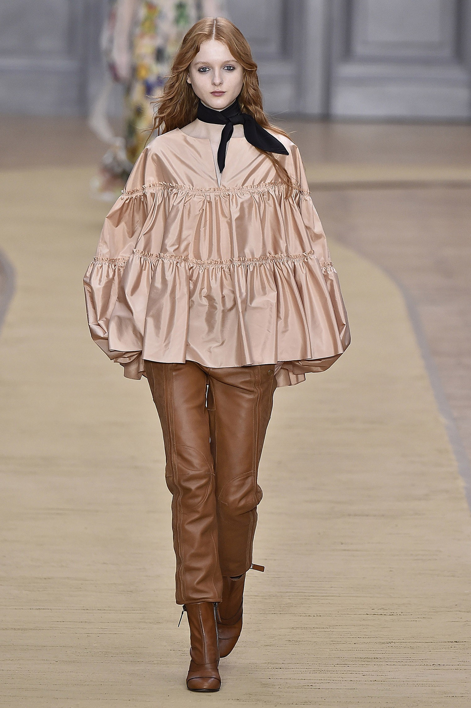 Rainha do boho contemporâneo, Chloé traz inverno 2017 esperto e ...