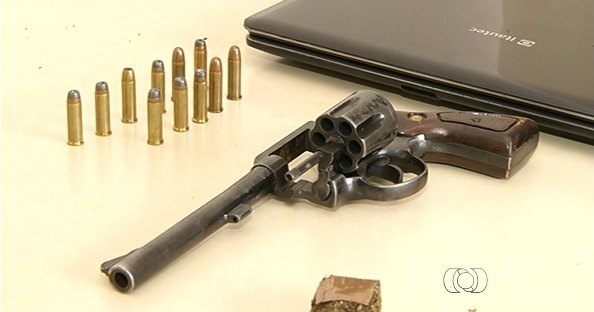 G1 Homem é Preso Após Ostentar Armas Em Foto Nas Redes Sociais Em