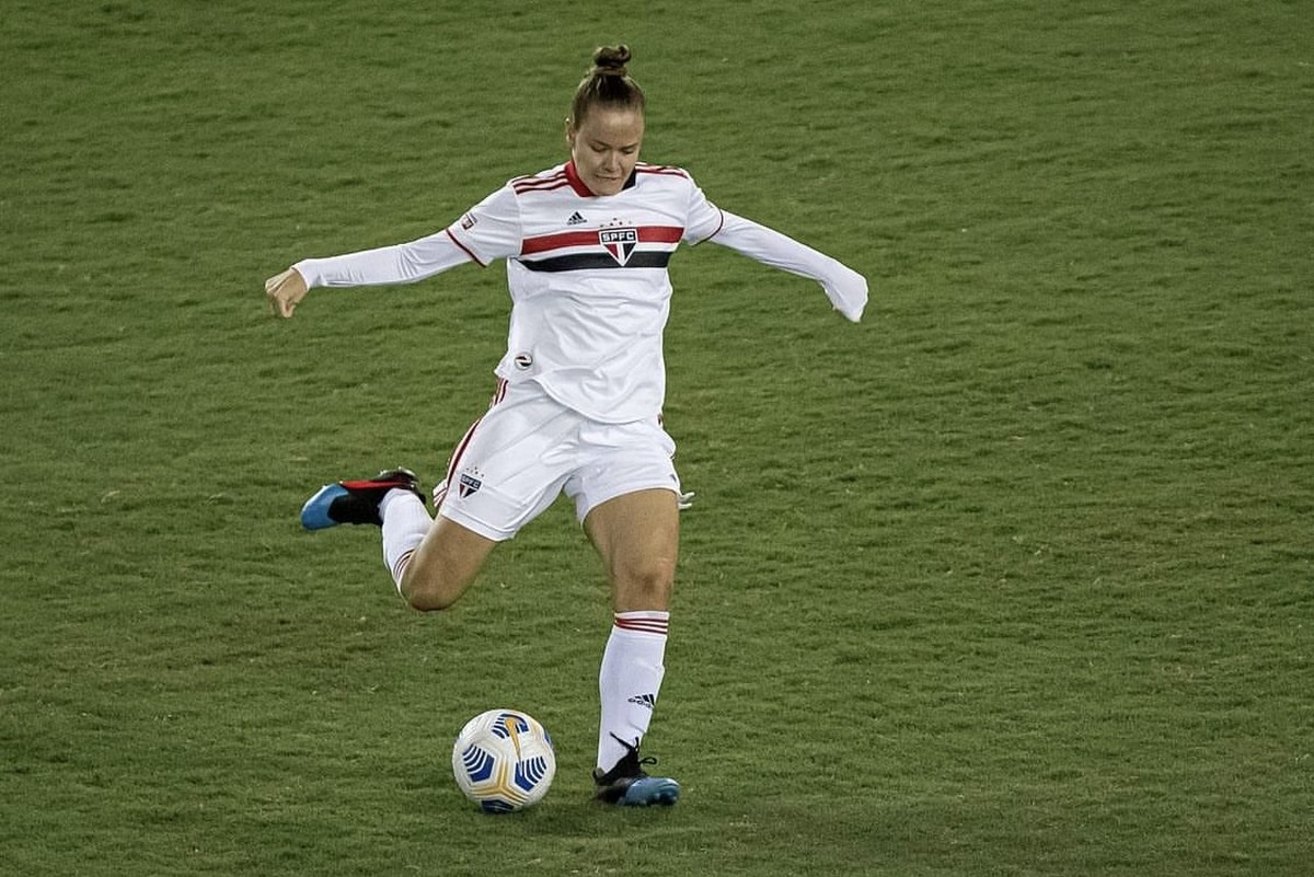 "Buscar essa final inédita", diz Maressa, volante do São Paulo | são ...