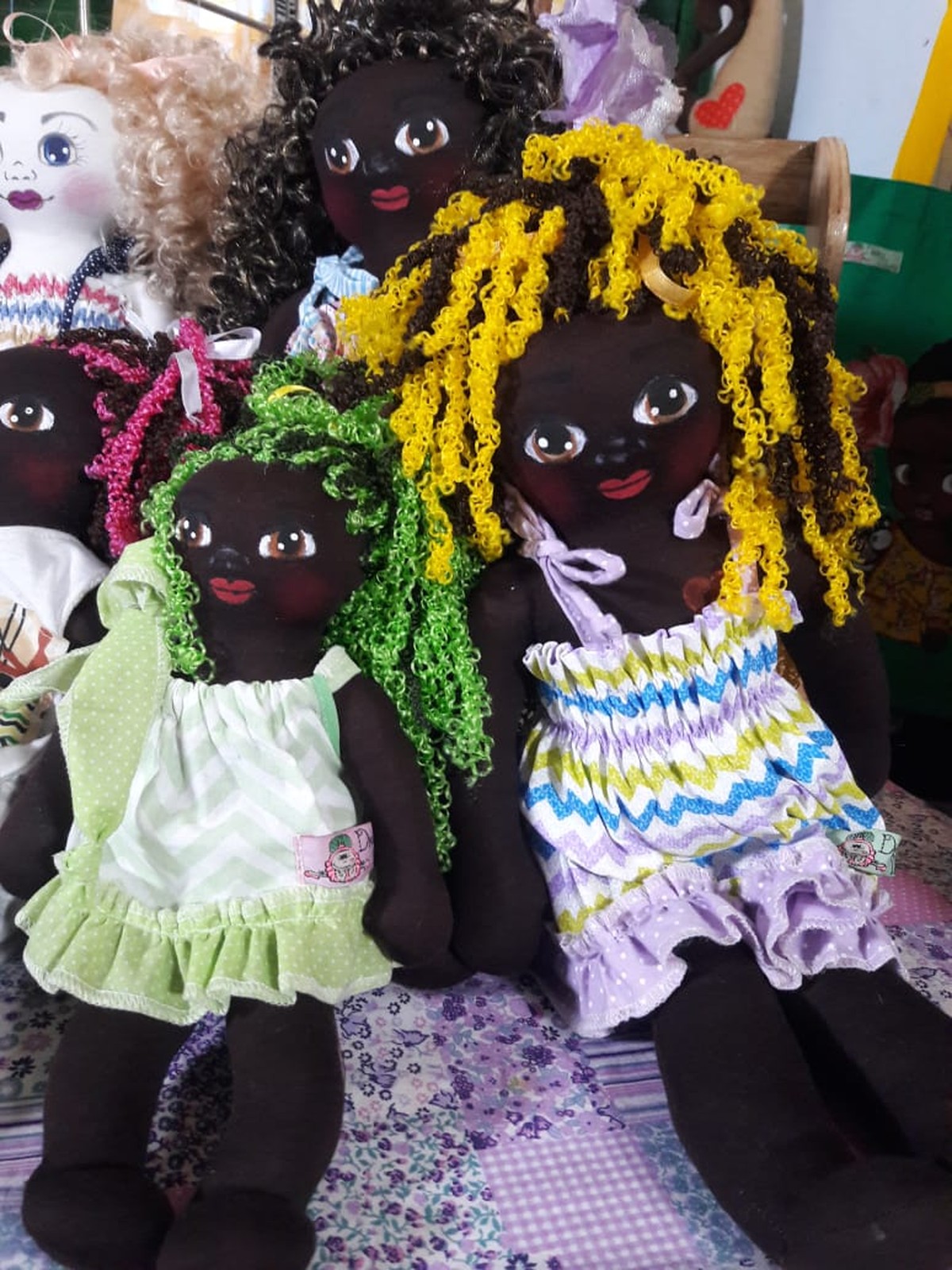 Artesã confecciona bonecas que educam e conscientizam sobre ...