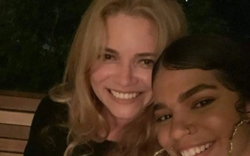 Ana Furtado faz paródia com Bigfone: 'Big Fone com obstáculos? Fica a ...