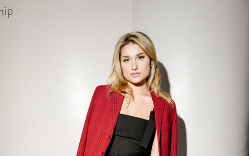 Sasha usa bolsa de quase R$ 9 mil em evento no Guggenheim, em NY ...