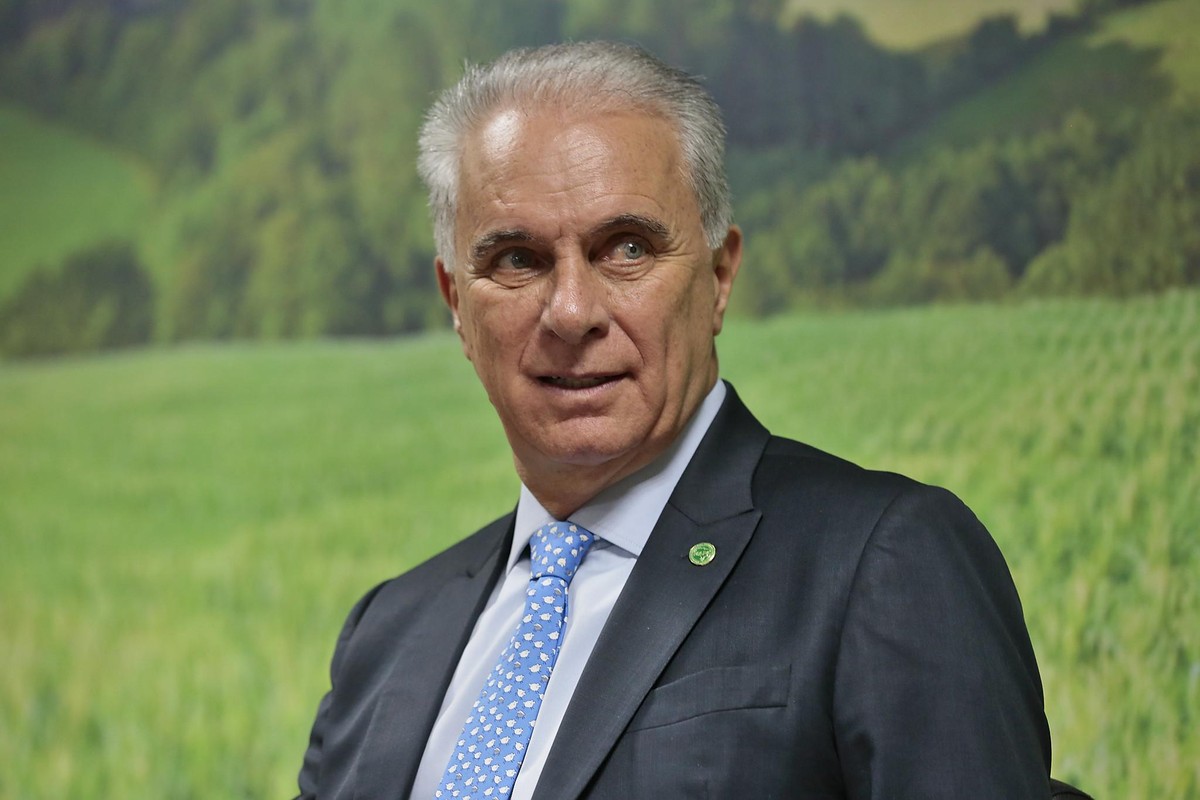 Agriculture minister defends mining project on indigenous lands ...