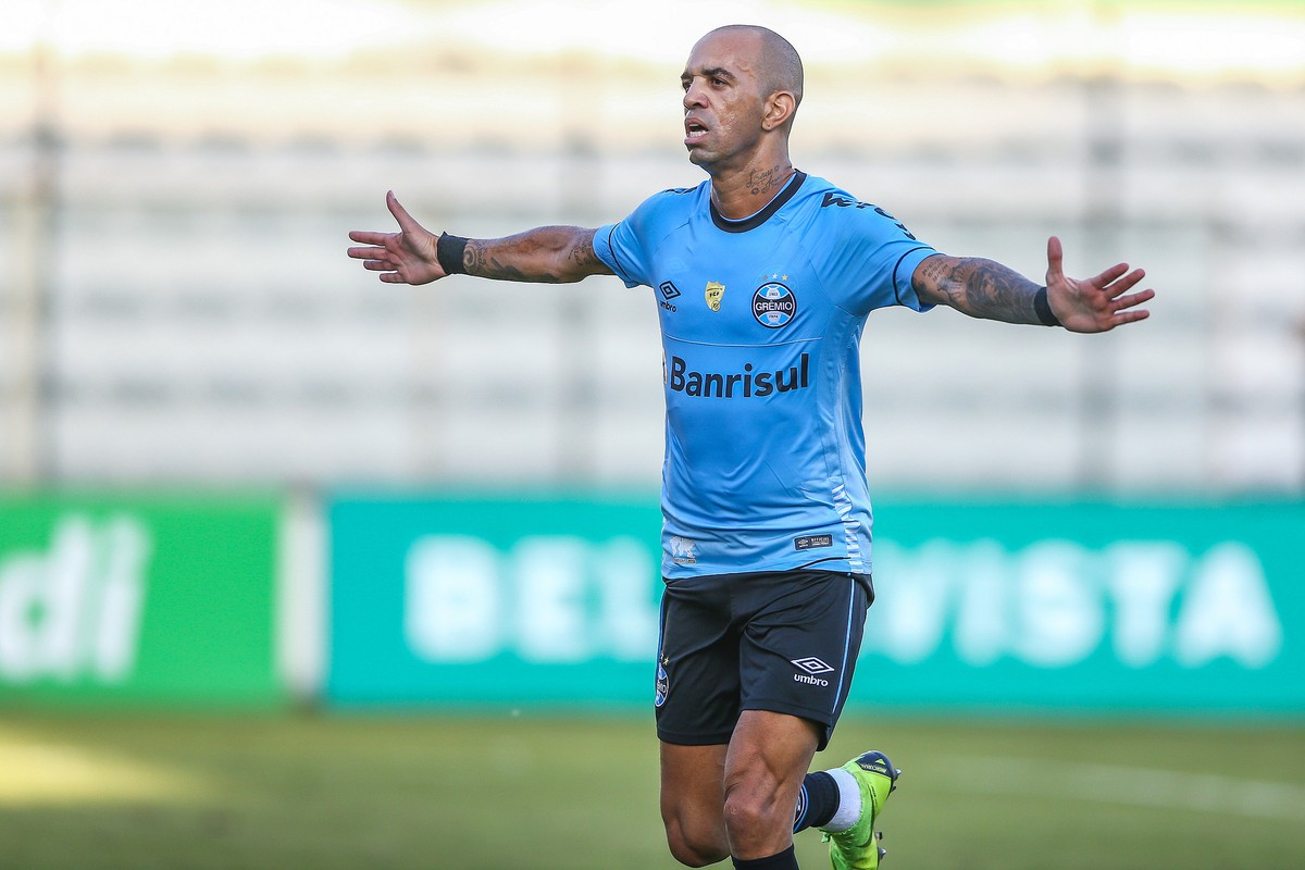 Tardelli vibra com primeiro gol pelo Grêmio e se vê pronto para iniciar ...